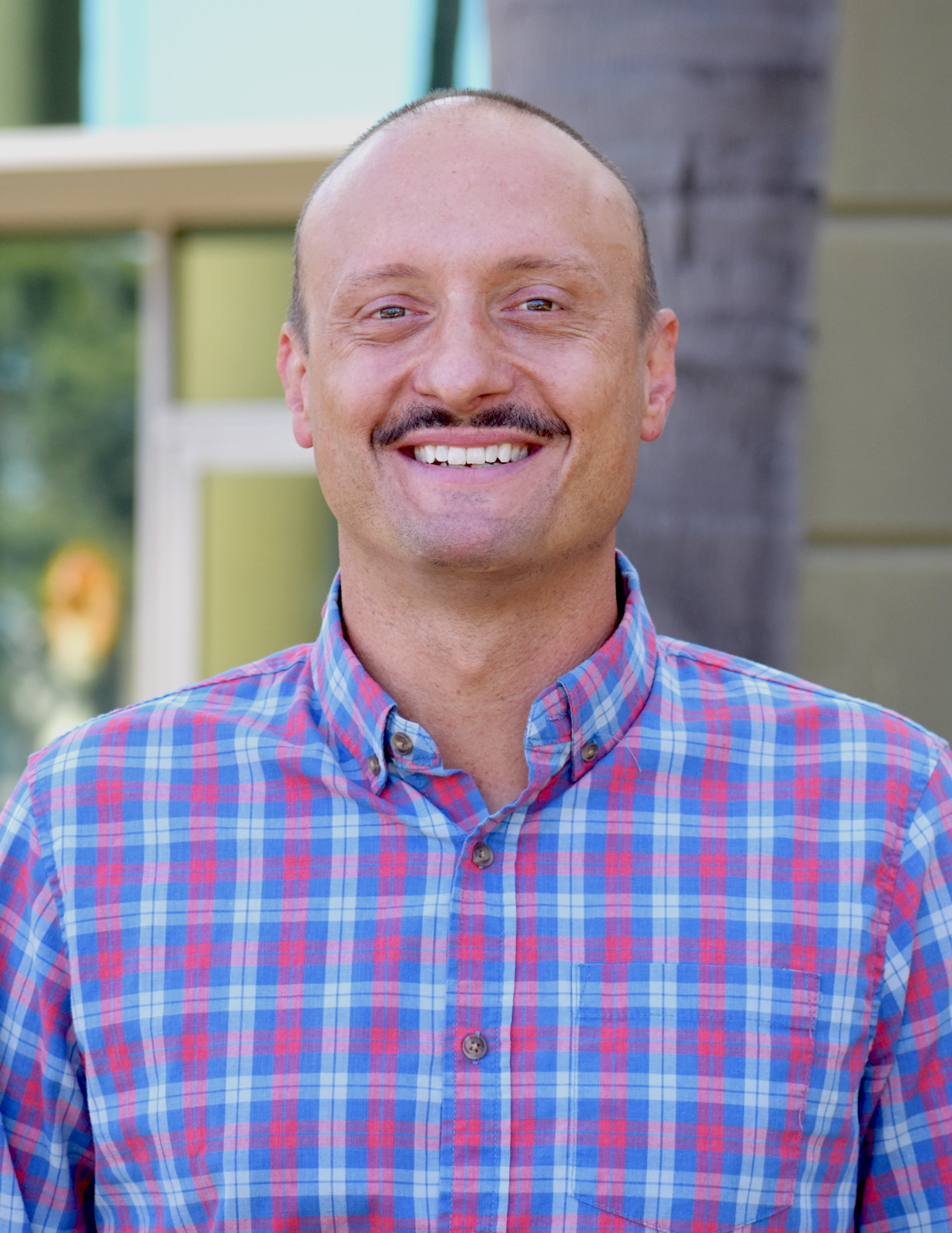 ABOUT - King Lee Technologies